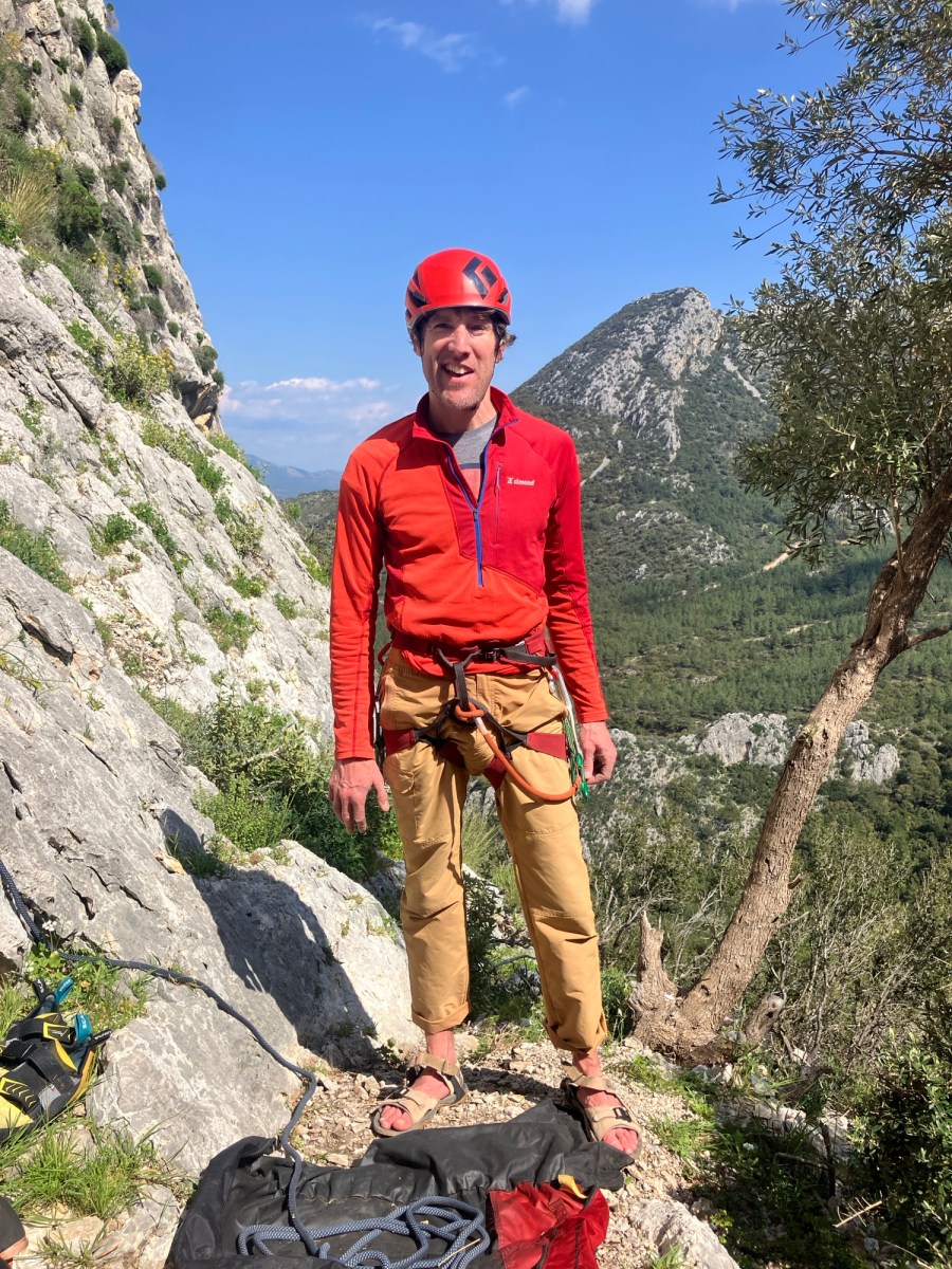 Climbing at Uzak Zűrafa, Datça – Mountain Lifestyle